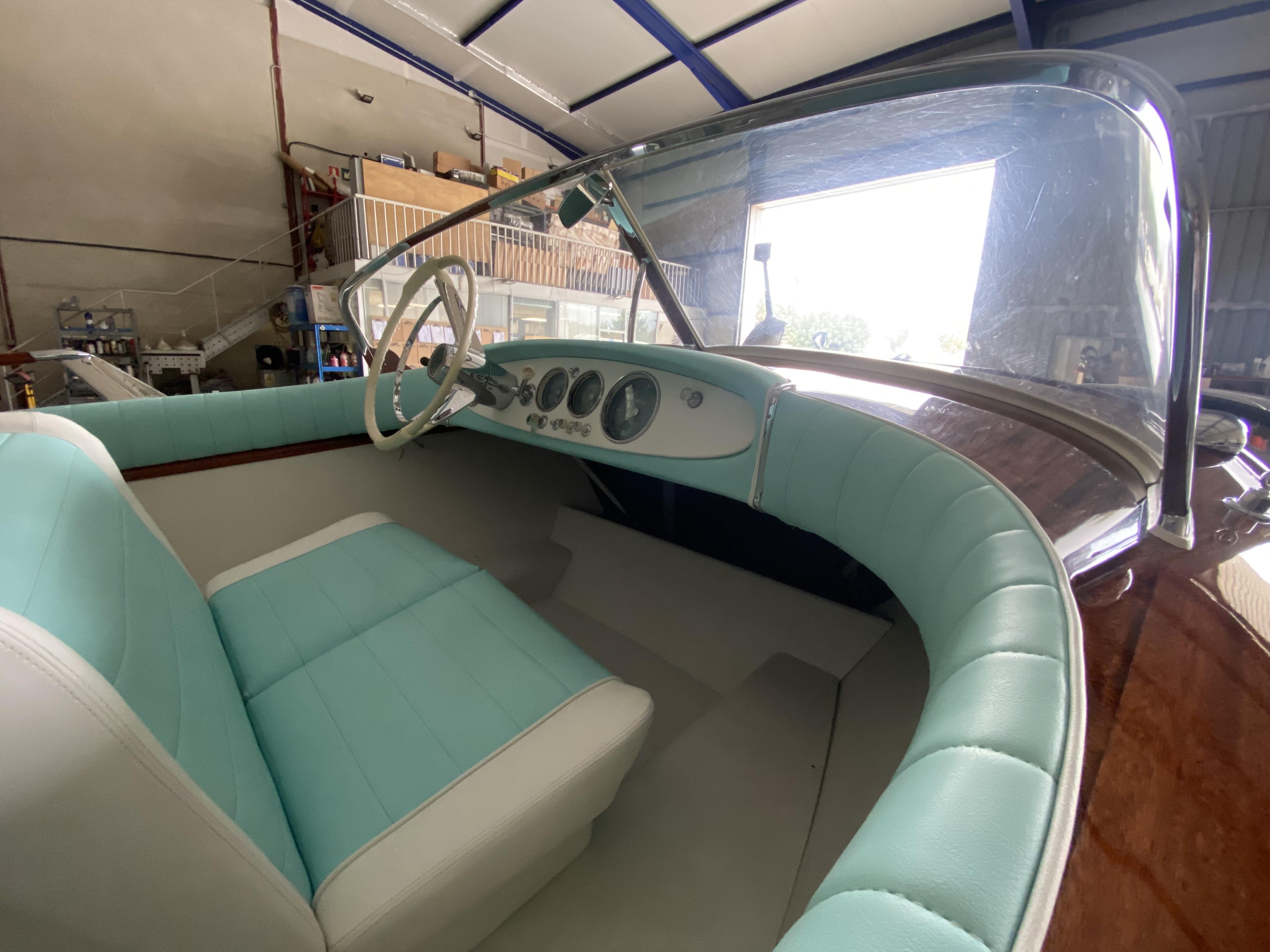 1967 | RIVA RIVA JUNIOR | Ferretti Preowned Web site