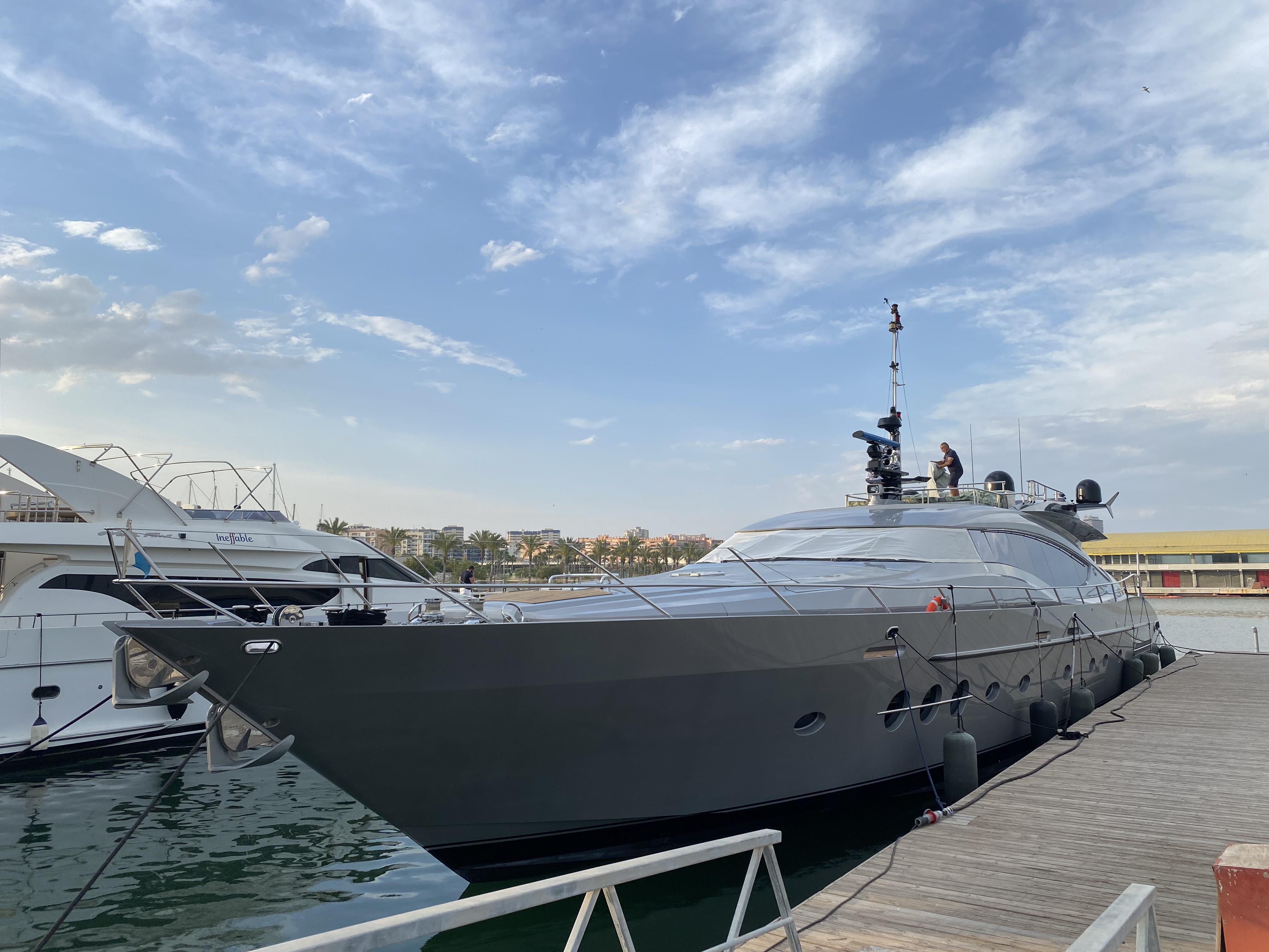 2005 | PALMER JOHNSON 120 | Ferretti Preowned Web site