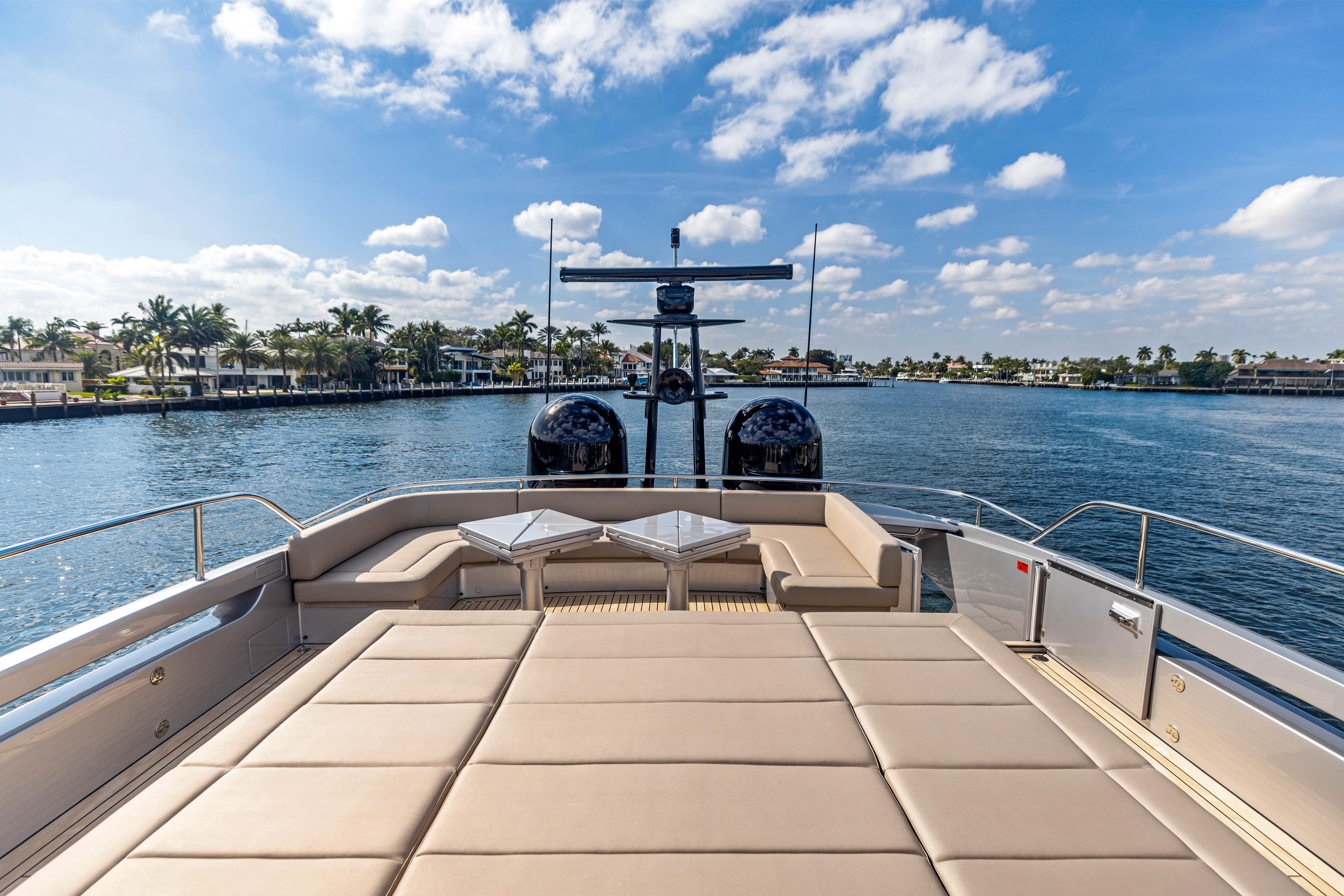 PERSHING 9X - Yacht for sale - Ferretti Group America