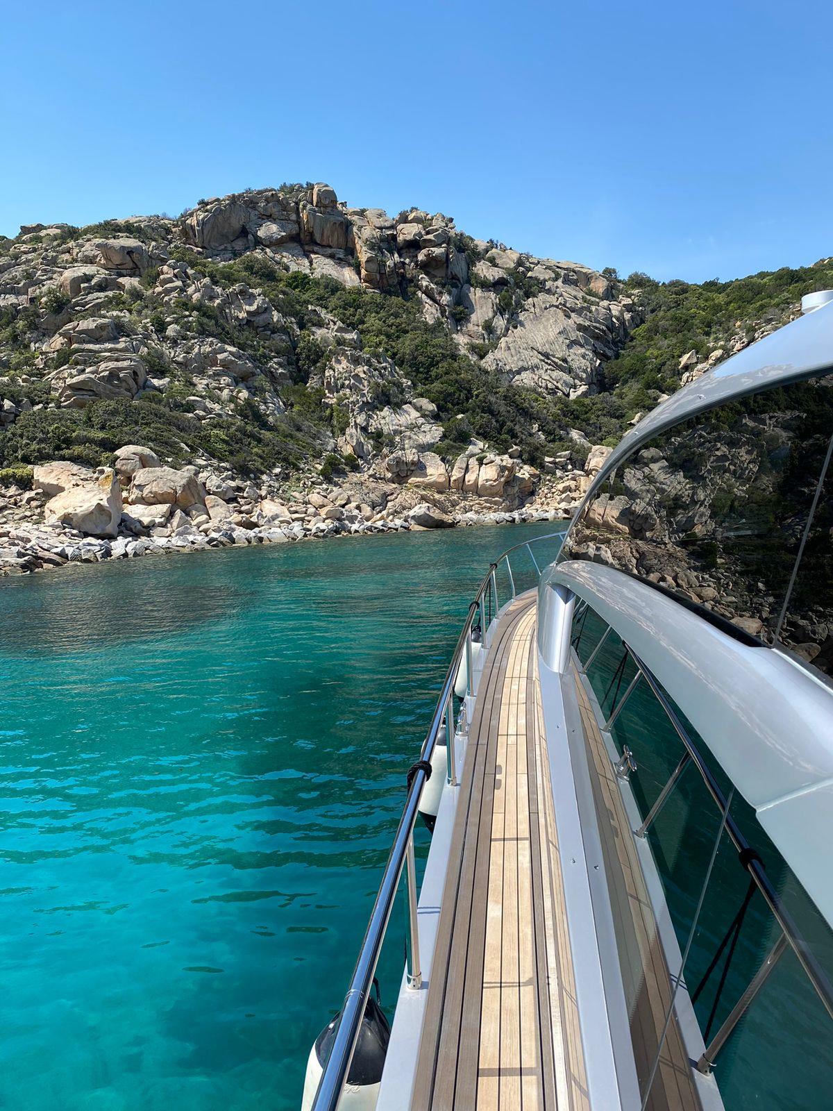 2020 | PERSHING 62' | Ferretti Preowned Web site