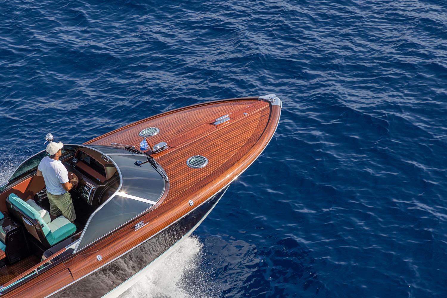 2022 | RIVA ANNIVERSARIO | Ferretti Preowned Web site