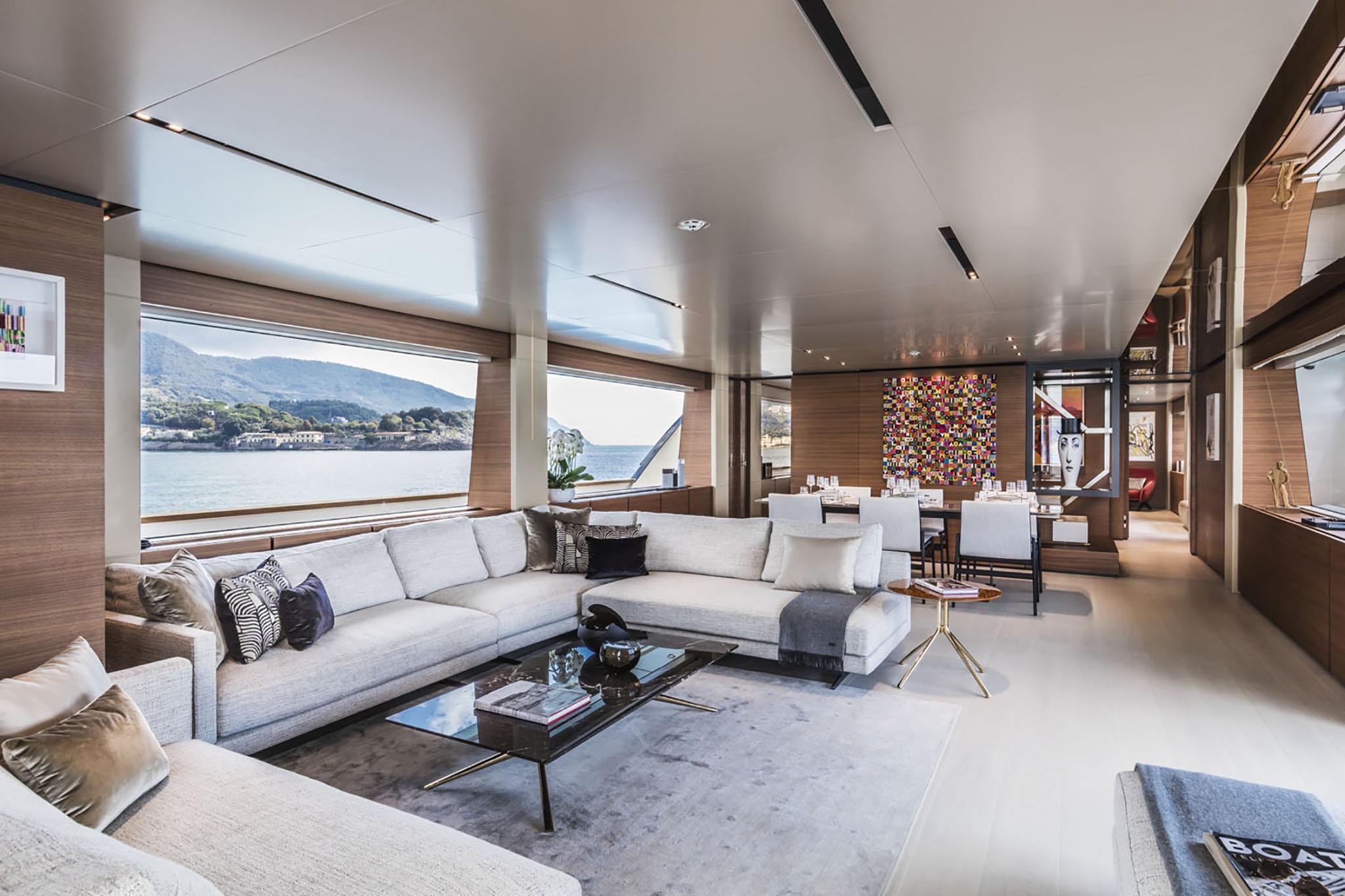 CUSTOM LINE NAVETTA 33 - Yacht for sale - Ferretti Group America